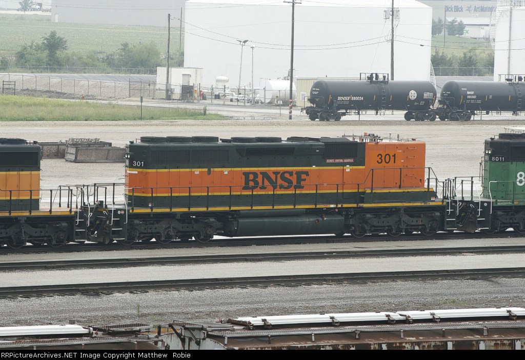 BNSF 301